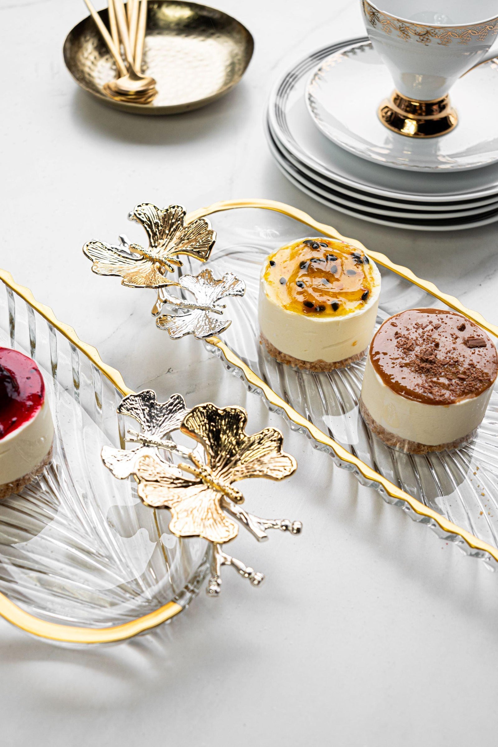 Glass Server with Golden Edge - Medium